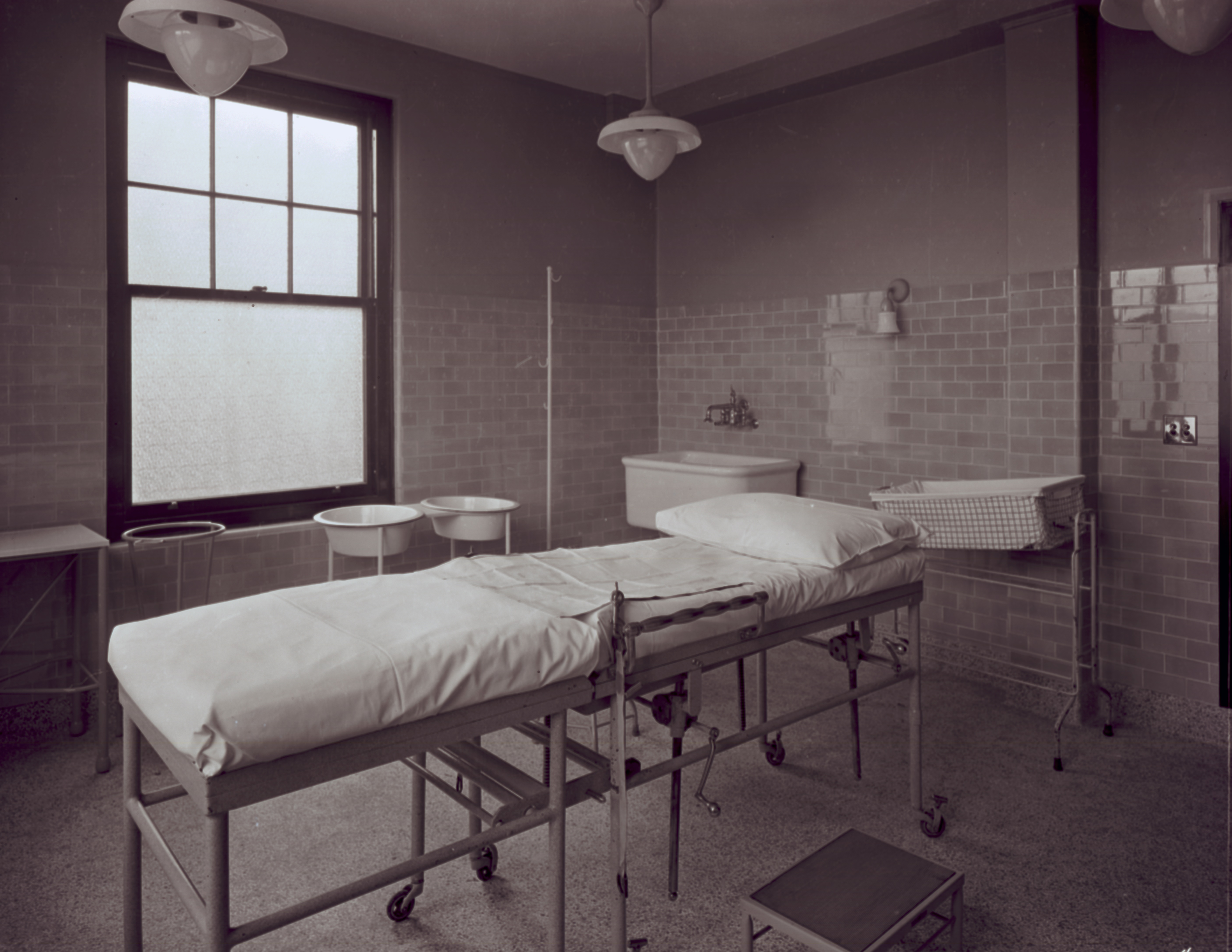 worcesterhahnemannhospital.-281-lincoln-street.-interior-examination ...